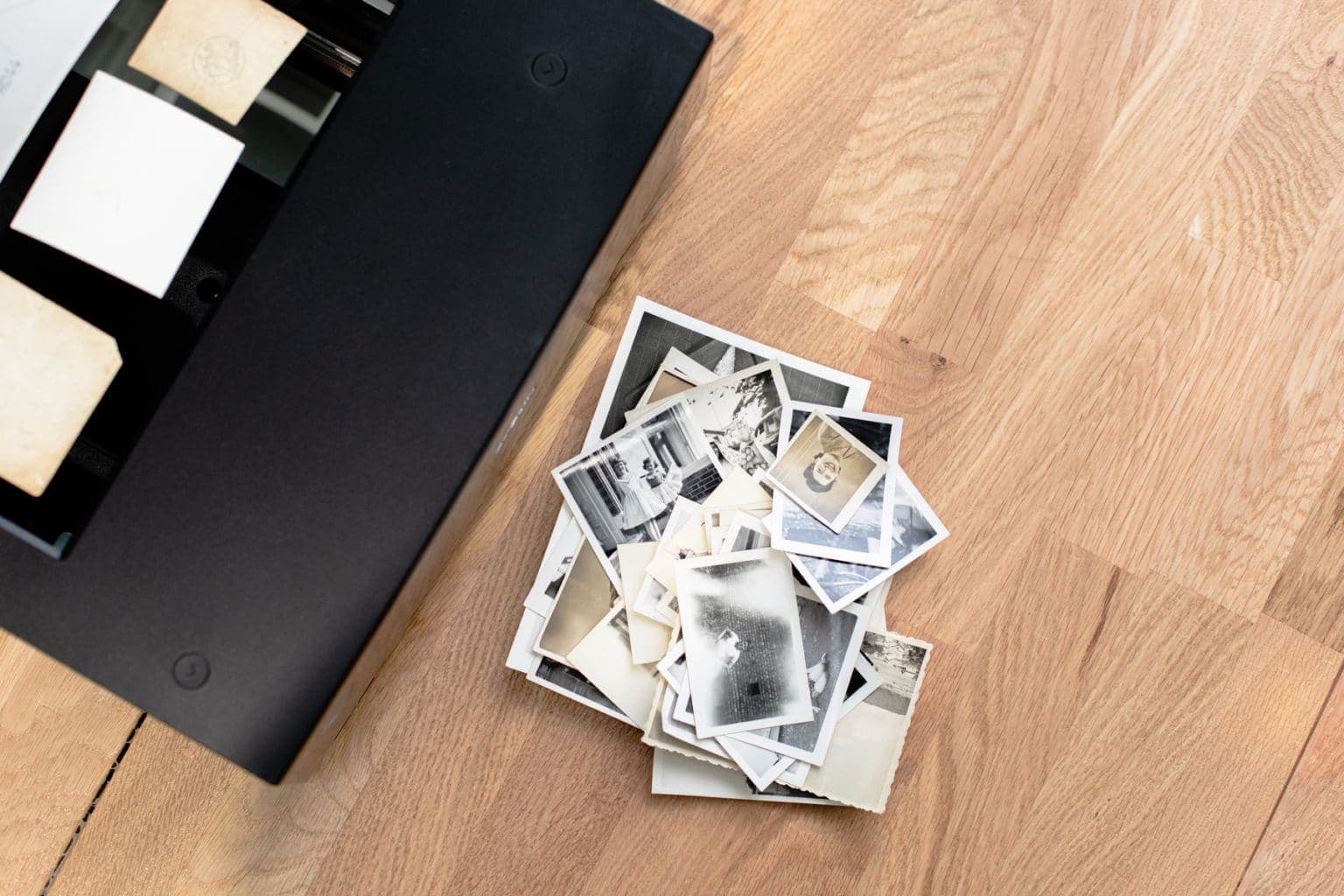 Photo Scanning - Lucent Imaging